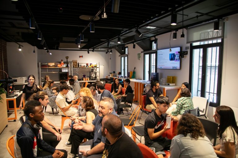 Cinco nuevos centros del programa GarageLAB para impulsar la educación ...